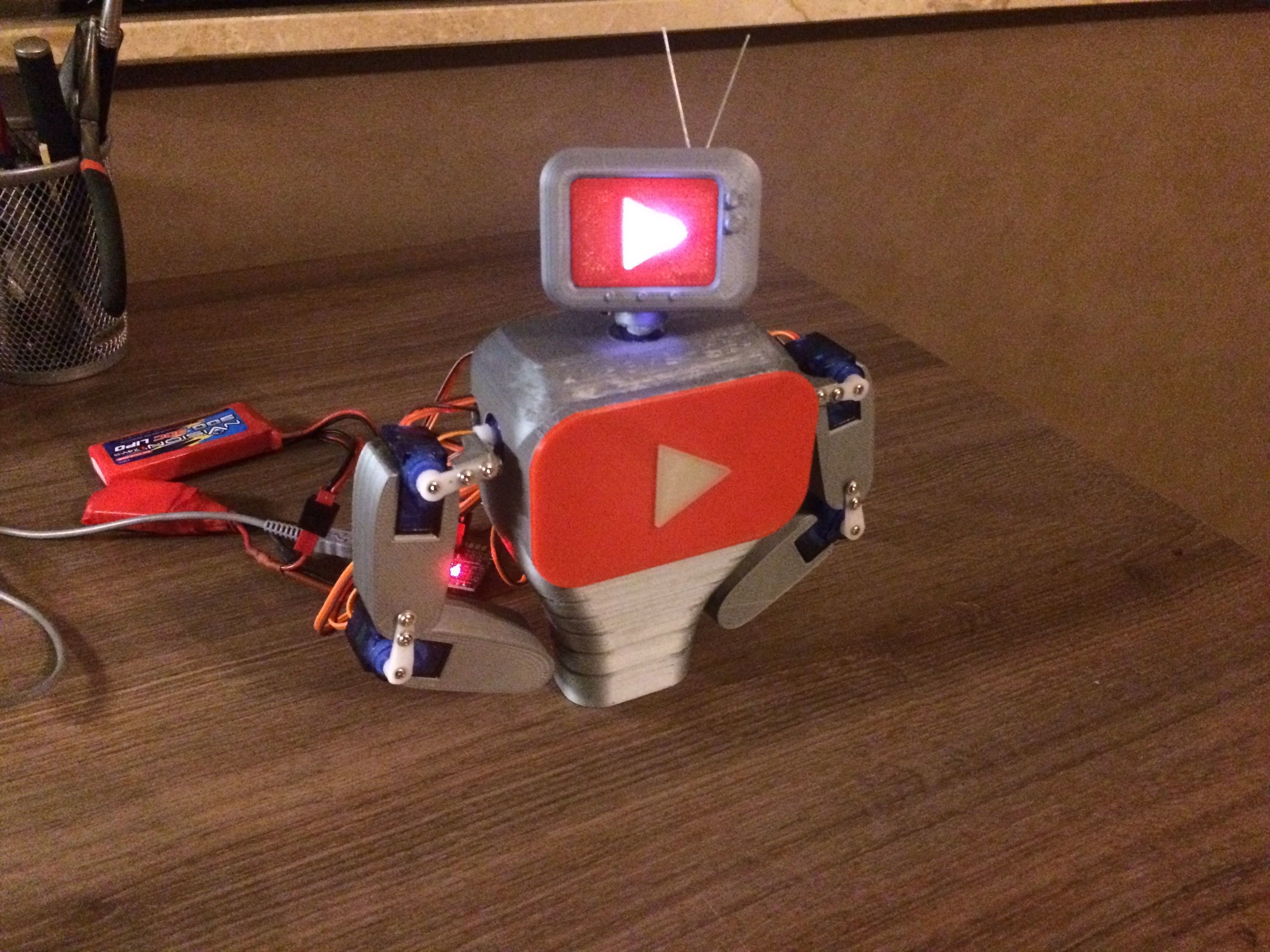 Youtube mascot robot 3D model 3D printable | CGTrader