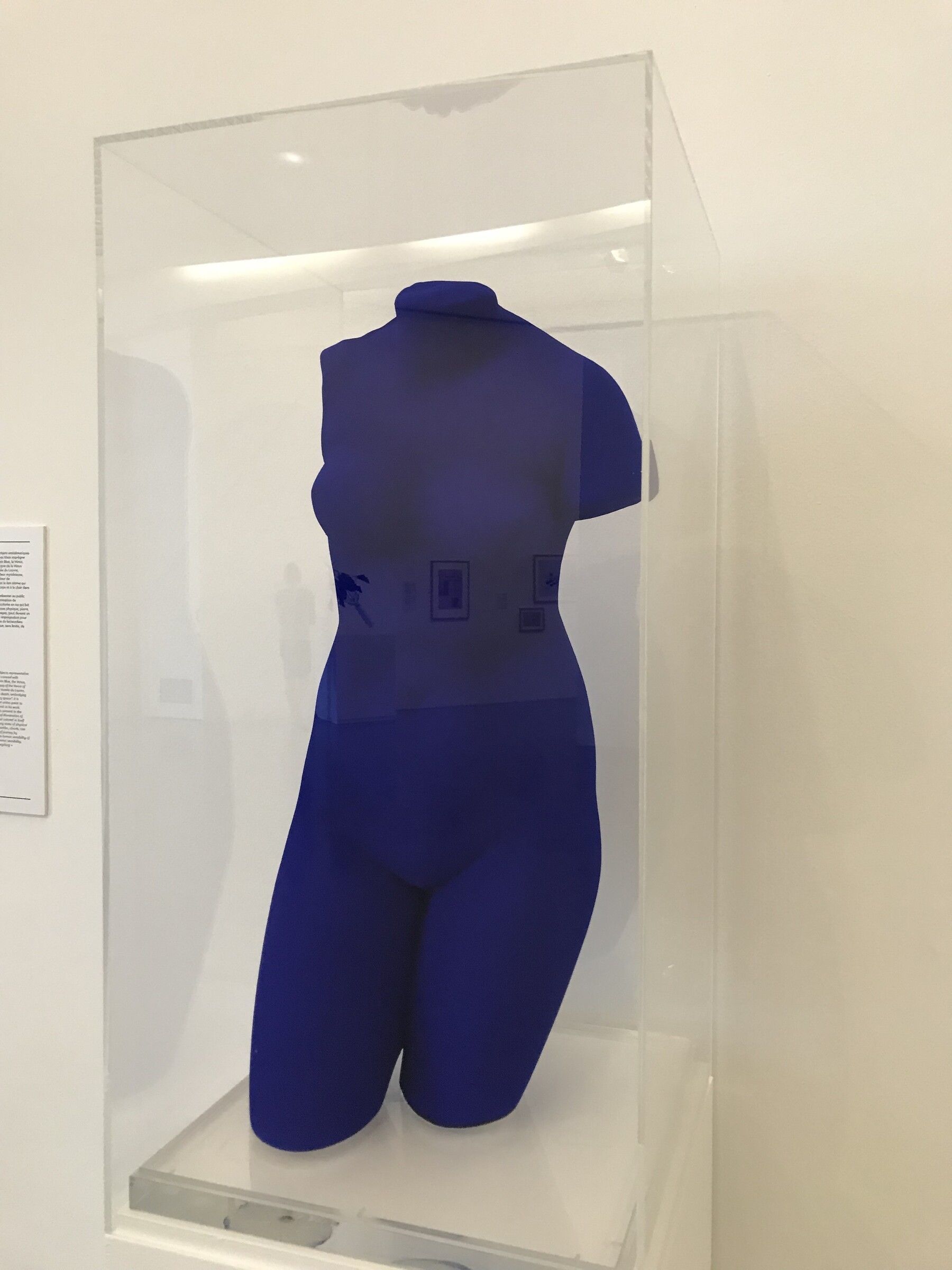 Photo Reference Pack ART OBJECTS AND GALLERY SPACES Texture | CGTrader