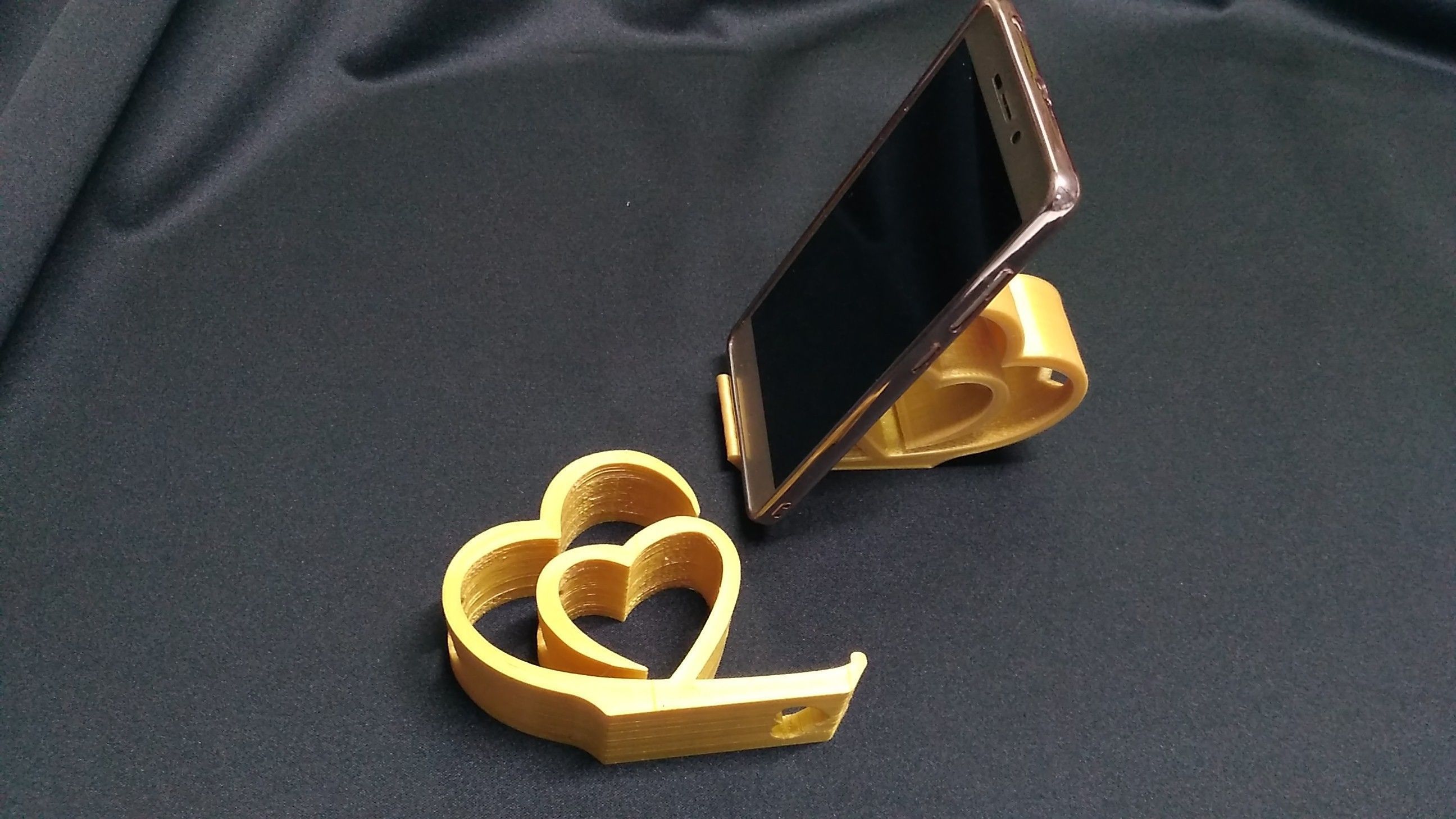 Heart phone holder for 3D Printing 3D model 3D printable | CGTrader