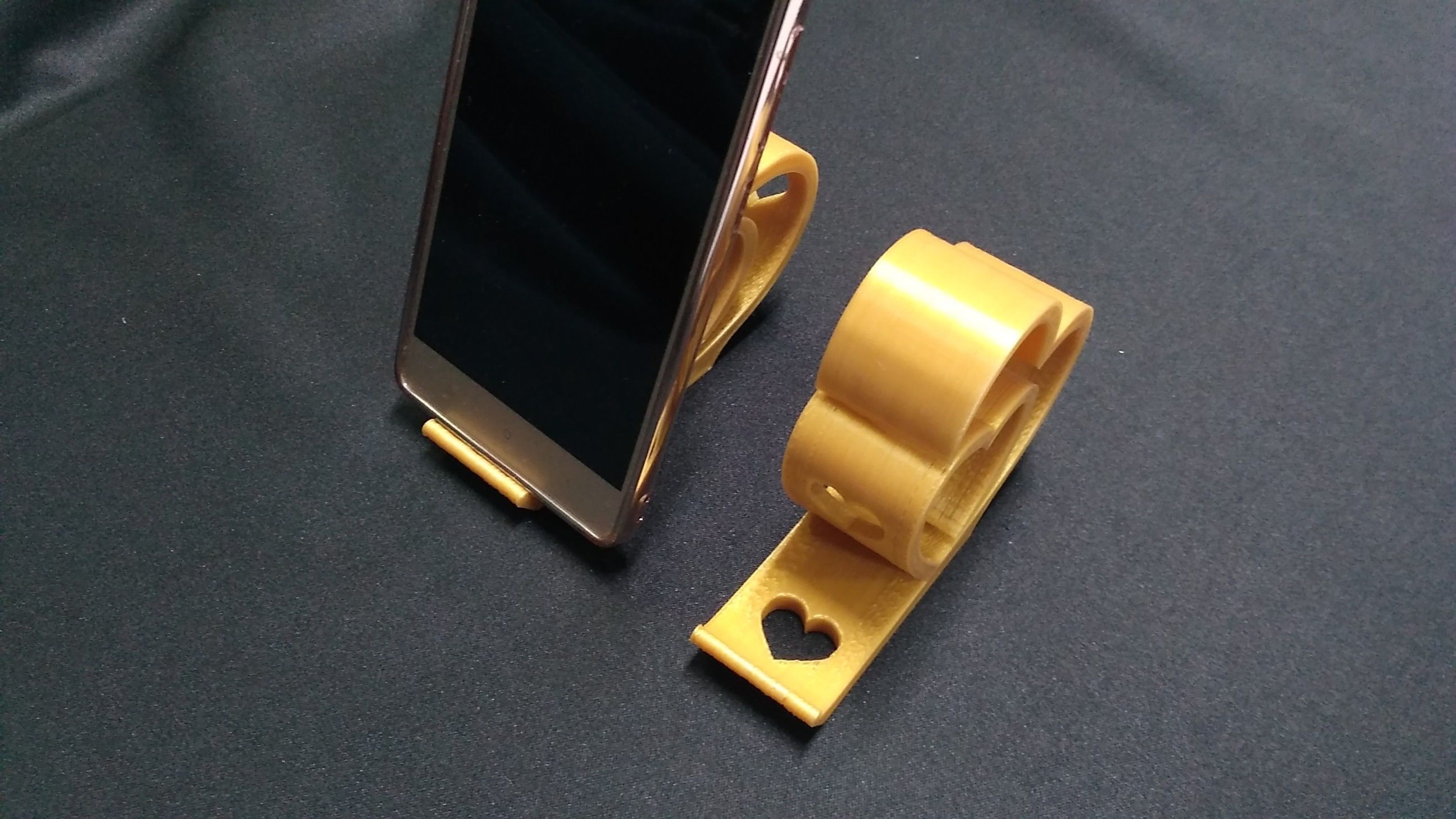 Heart phone holder for 3D Printing 3D model 3D printable | CGTrader