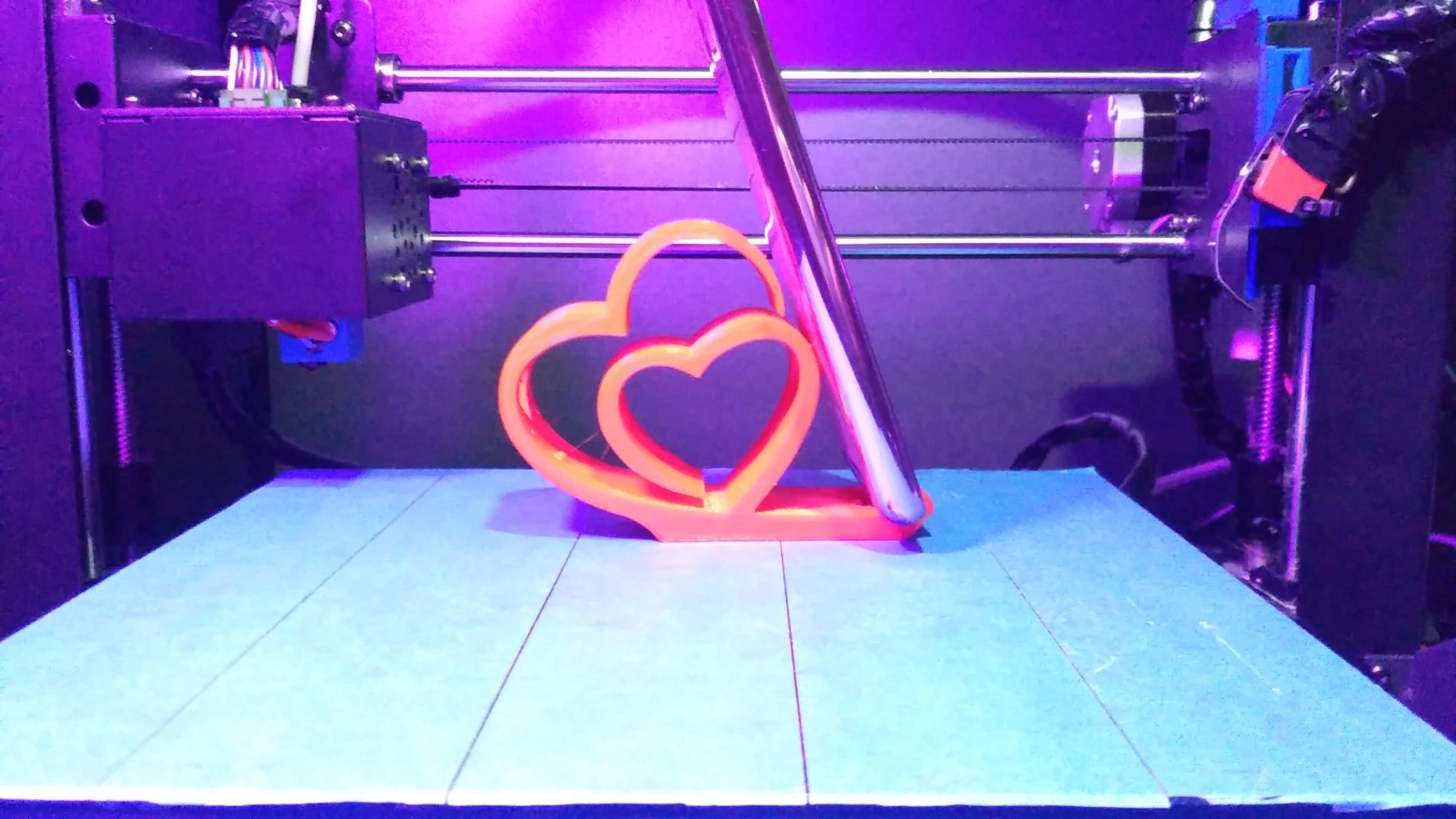 Heart phone holder for 3D Printing 3D model 3D printable | CGTrader