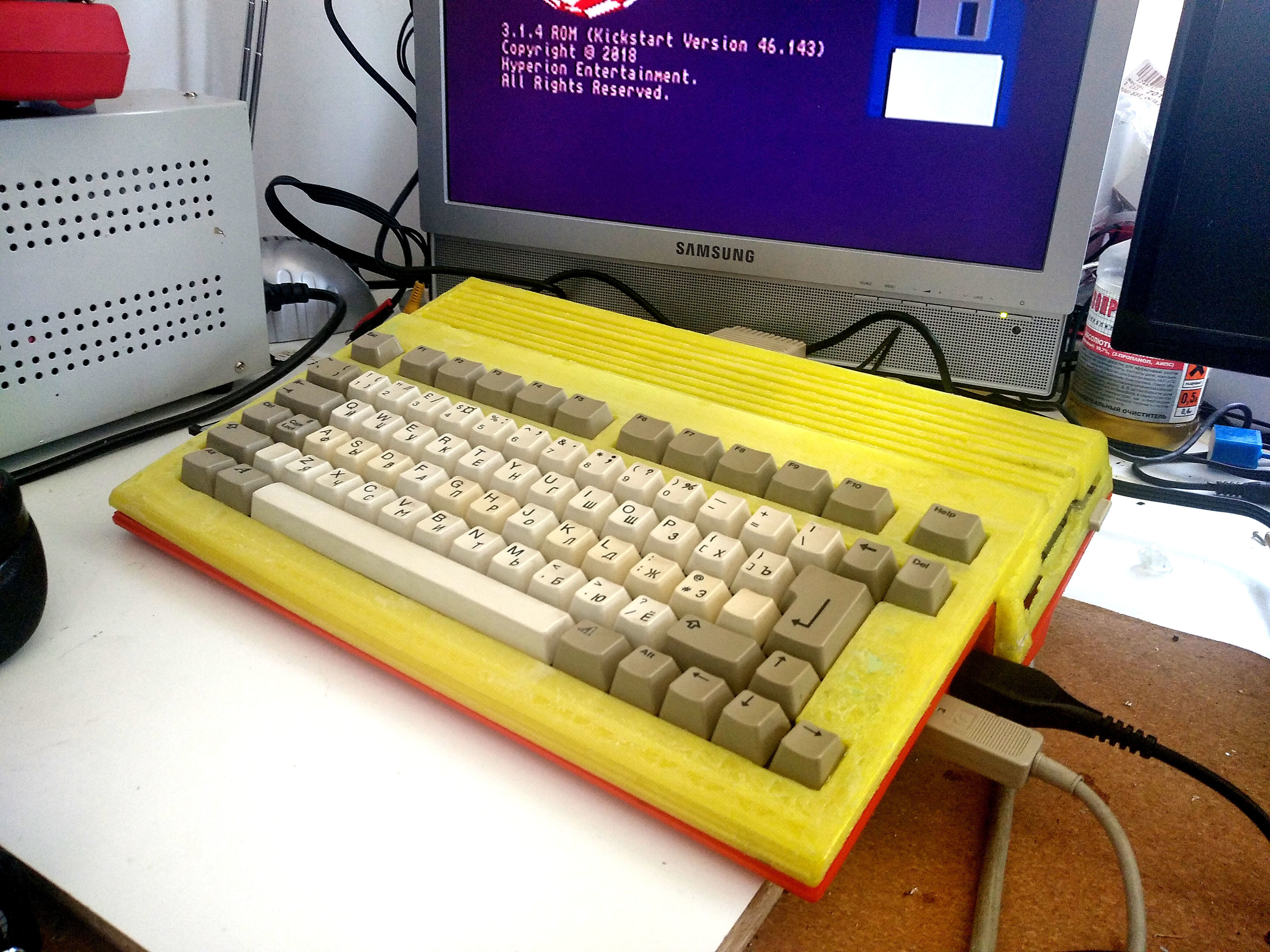 Commodore Amiga 600 enclosure 3d print model 3D model 3D printable ...