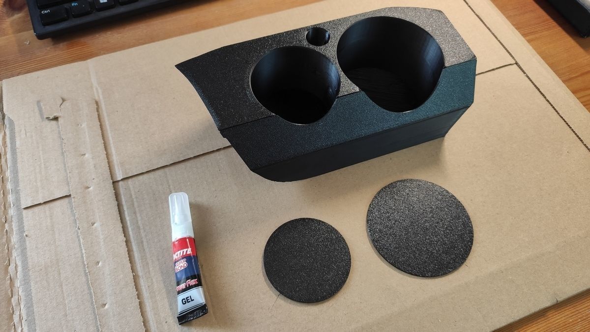 Skoda Octavia mk1 Cup and Beverage holder 3D model 3D printable | CGTrader