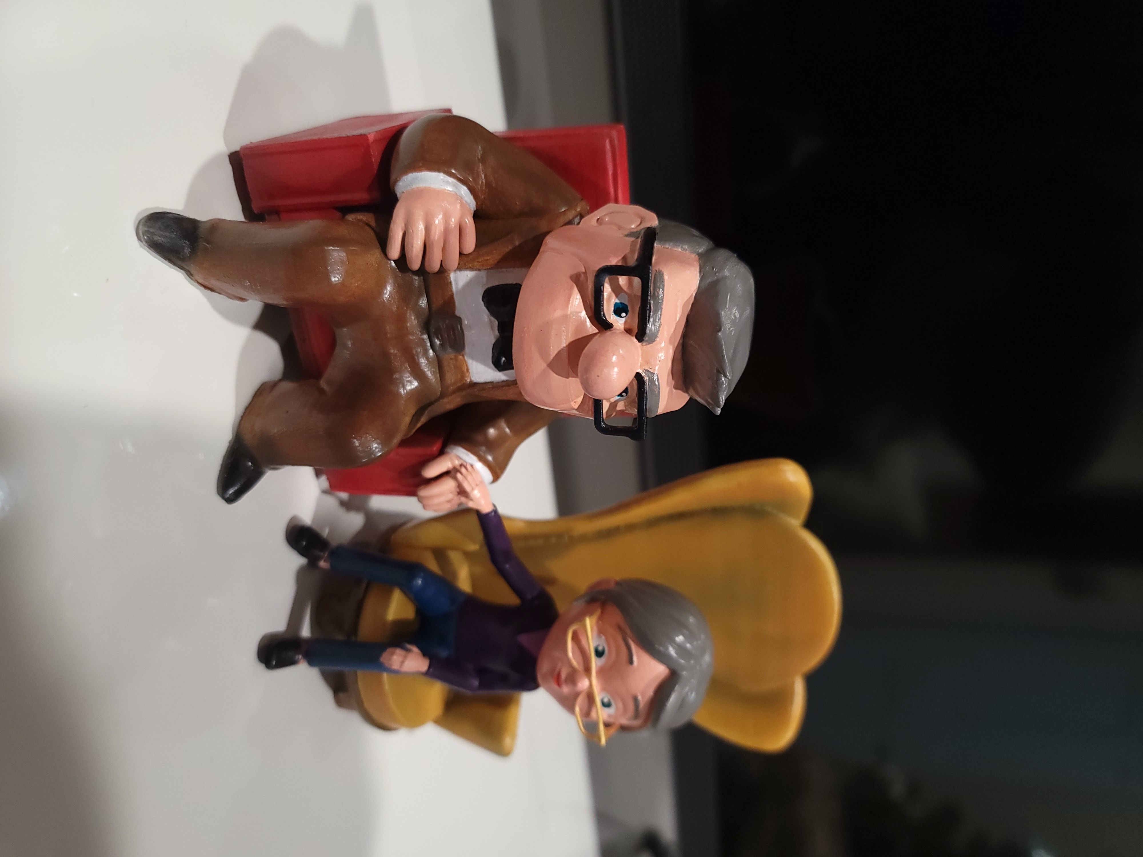 The old Ellie and Carl sit together - Topcake for wedding 3D model 3D ...