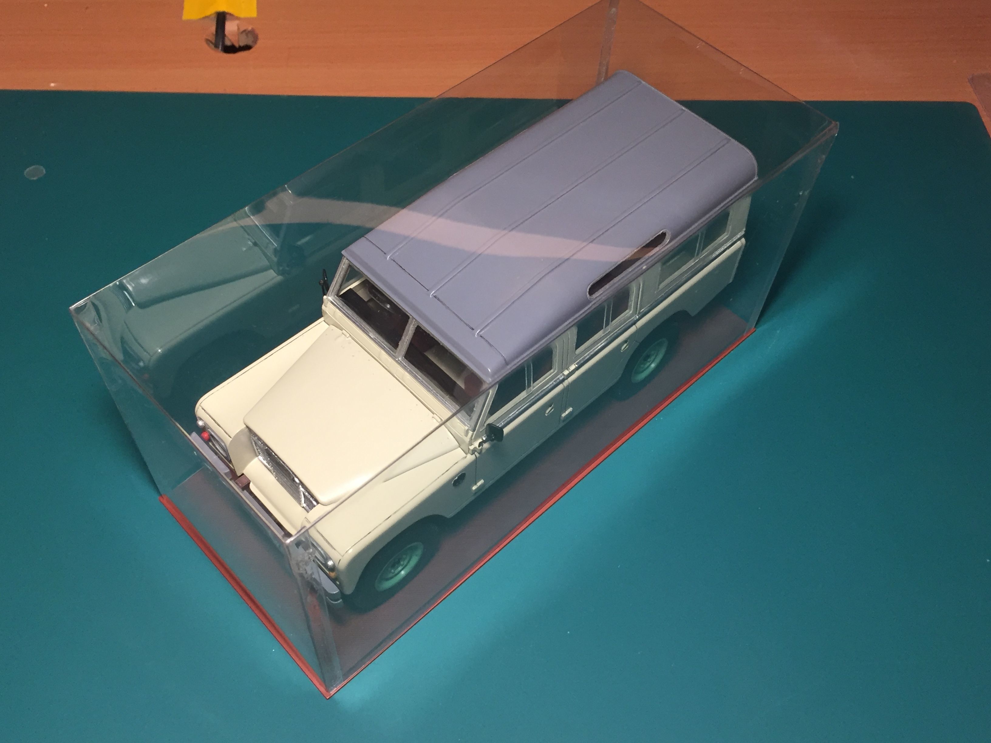 Land Rover 3 series Wagon 1 to 18 scale model series 3D model 3D ...