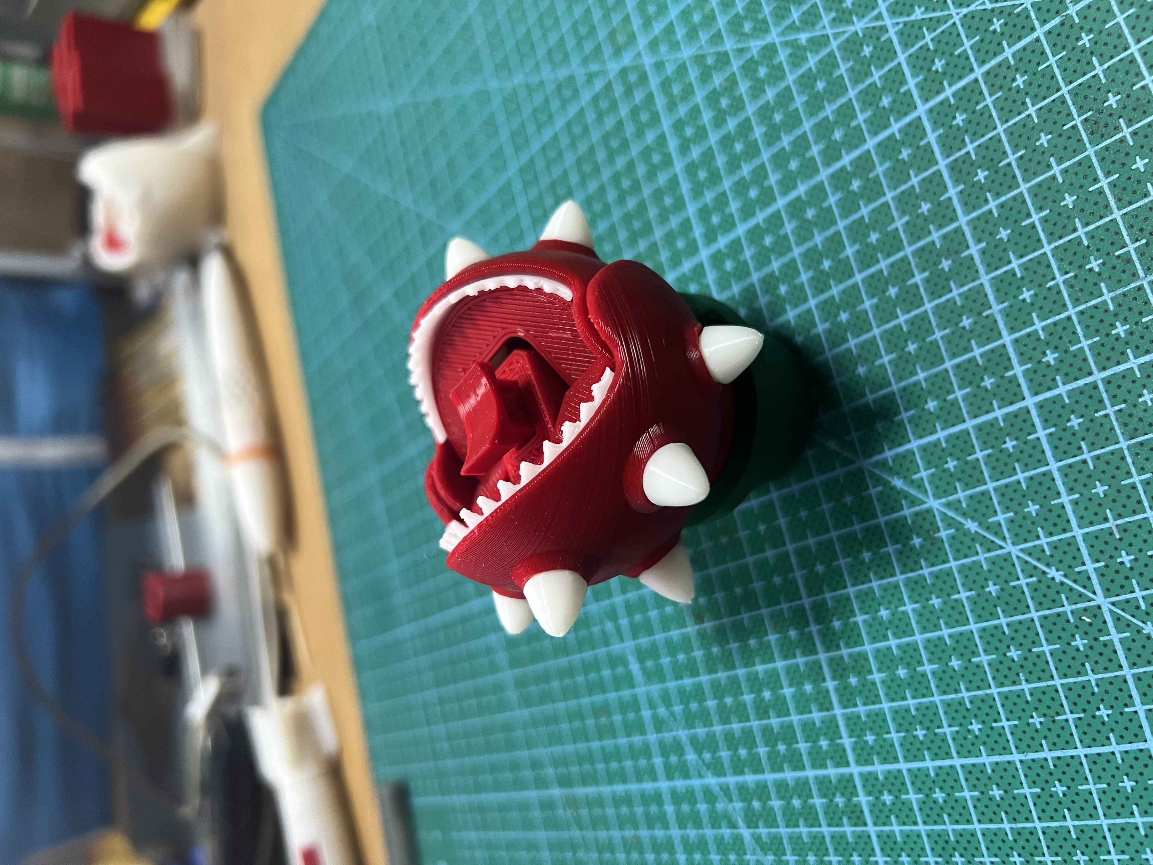 Chomper Flower Pen Holder 3D model 3D printable | CGTrader