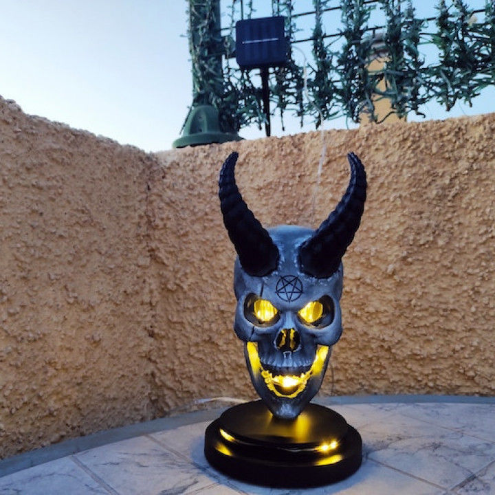 EVIL SKULL LAMP 3D model 3D printable | CGTrader