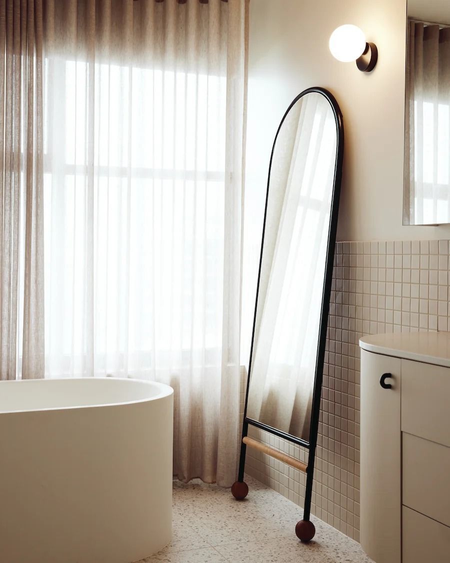 3D model Pierre Mirror VR / AR / low-poly | CGTrader