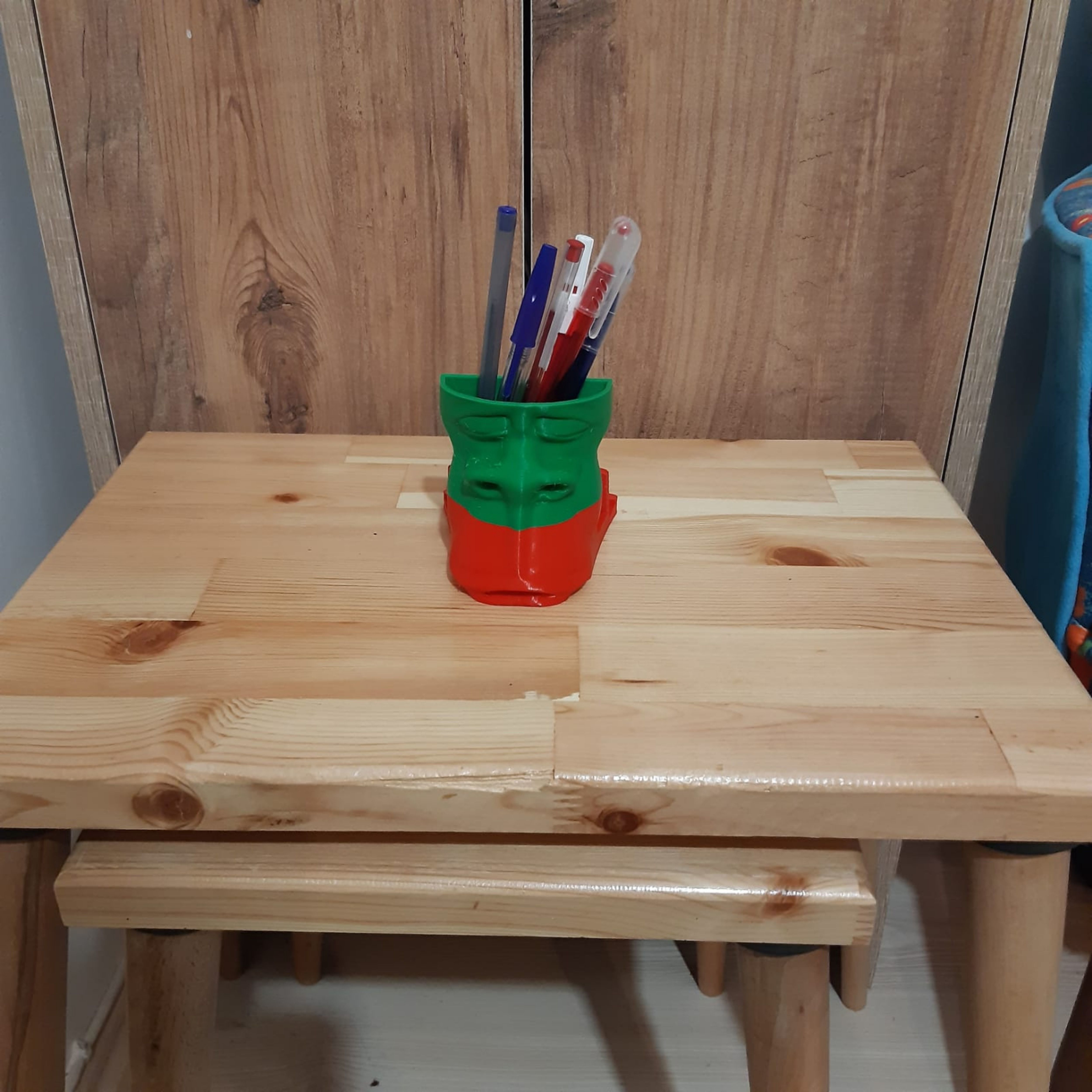 Unique Ape-Monkey Phone Holder with Pen Holder 3D model 3D printable ...