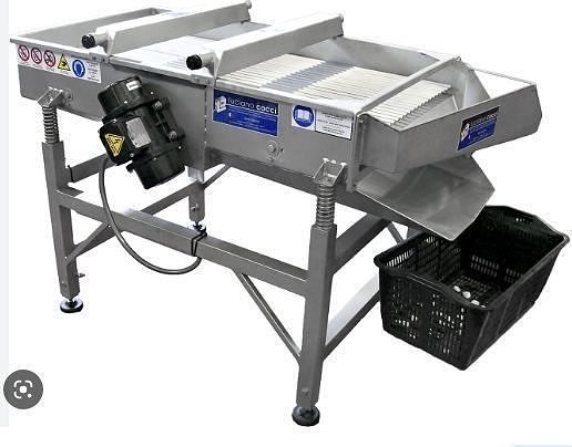 3D model Vibrating grading machine VR / AR / low-poly | CGTrader