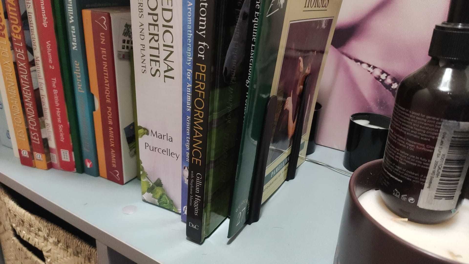 Book stop 3D model 3D printable | CGTrader