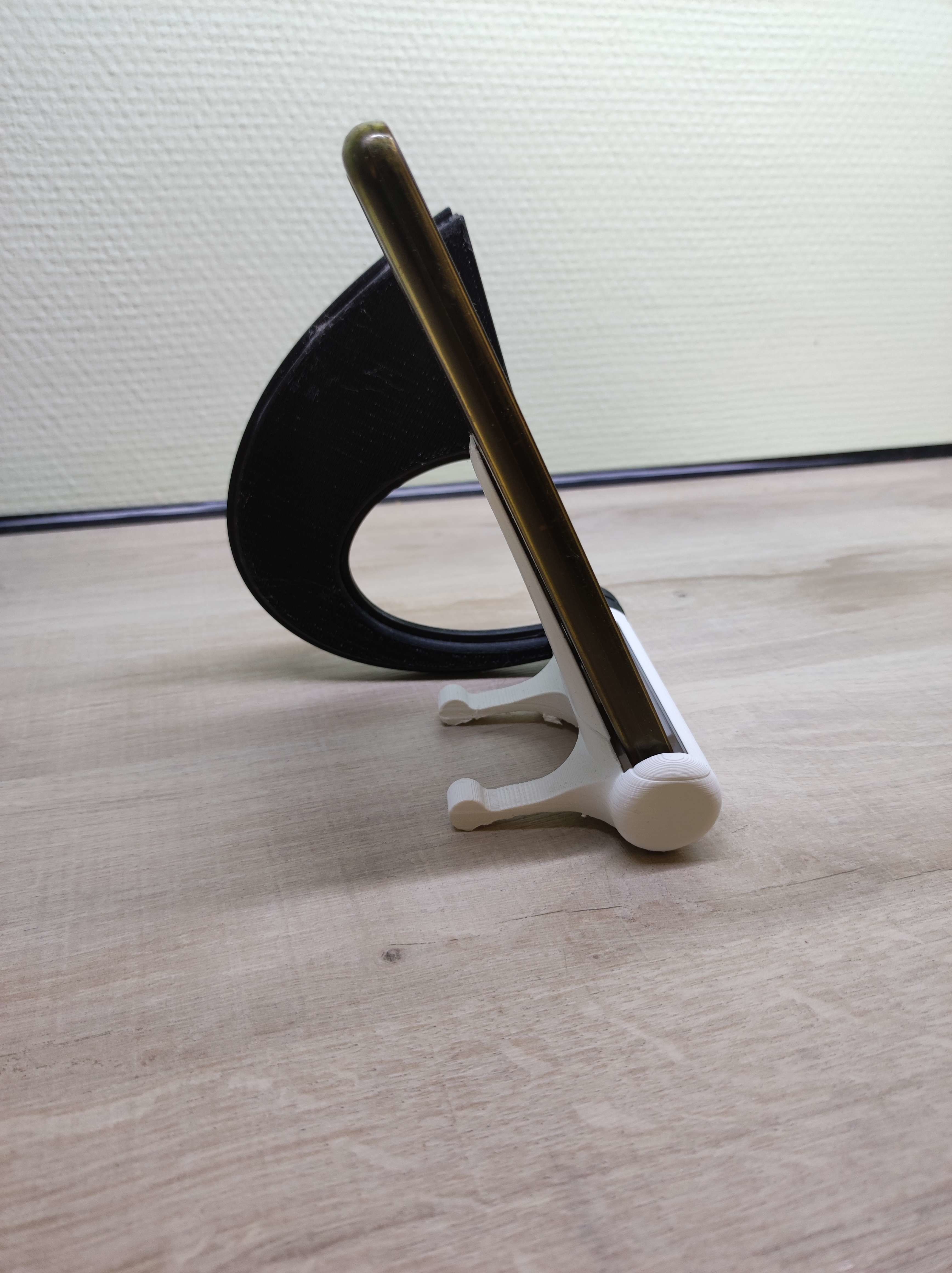 Telephone holder with acoustic amplifier 3D model | CGTrader