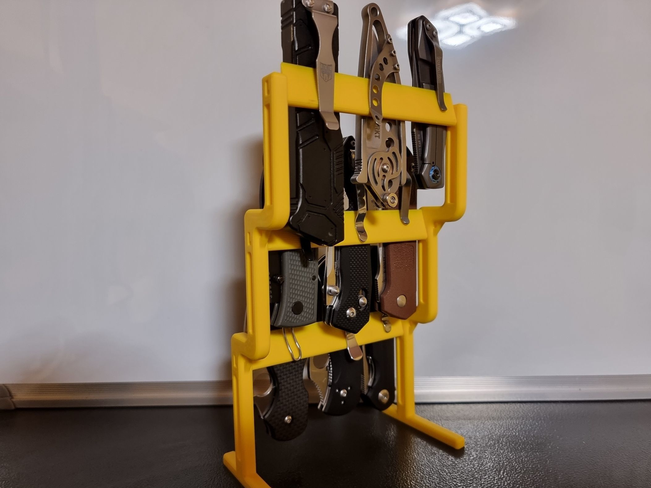 Knife display stand 3D model | CGTrader