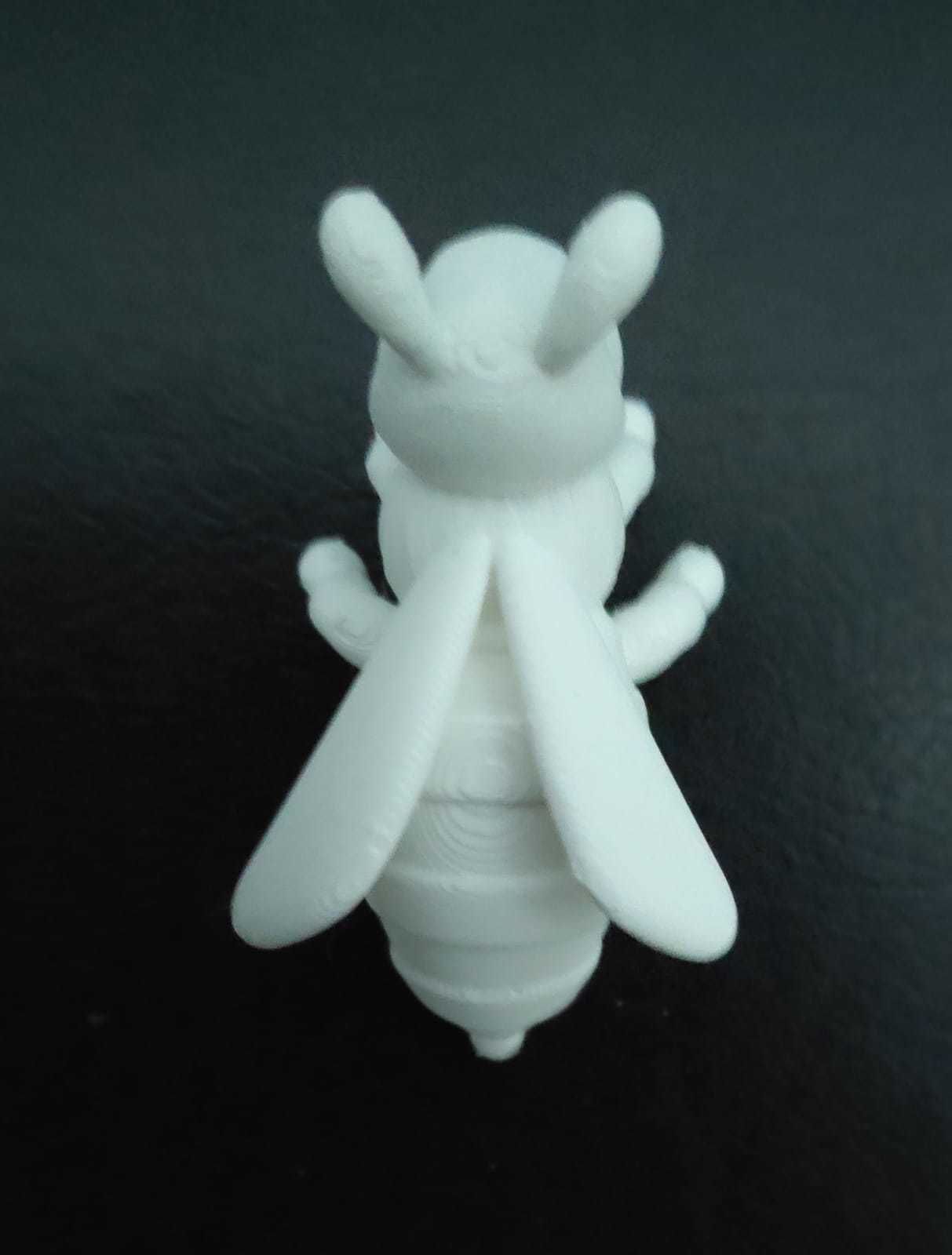 Cute Cartoon Bee 3D model 3D printable | CGTrader