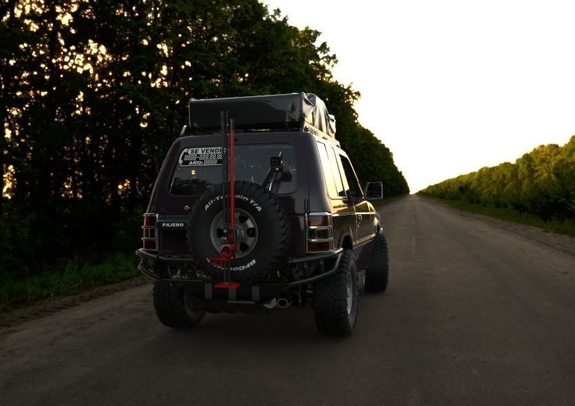 MITSUBISHI MONTERO DAKAR 3D model | CGTrader