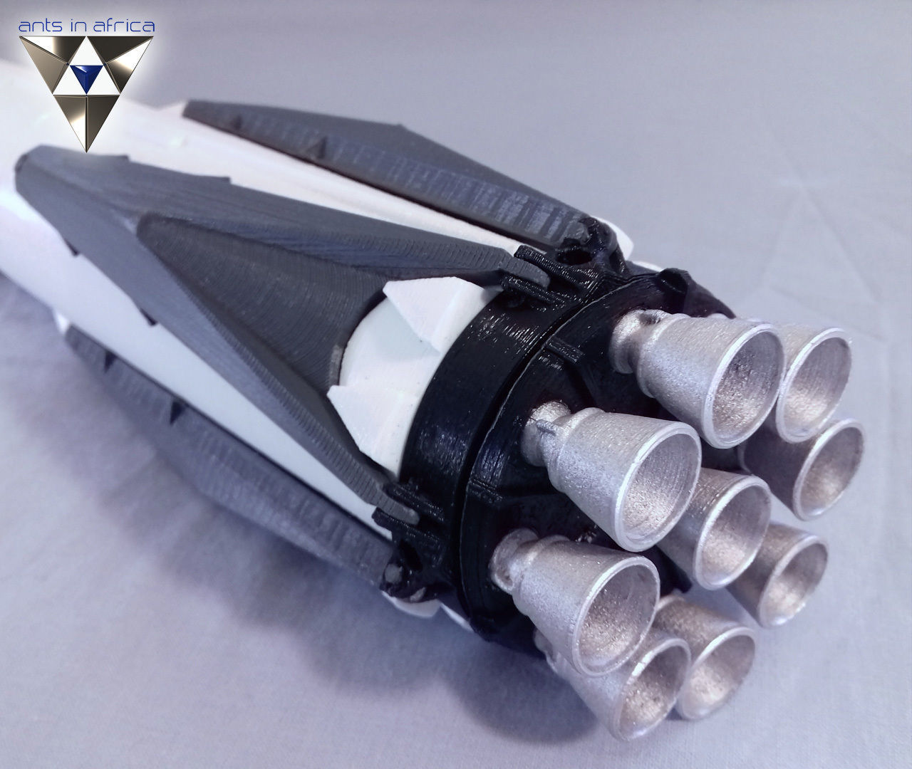 Falcon Heavy and Falcon 9 3D model 3D printable | CGTrader