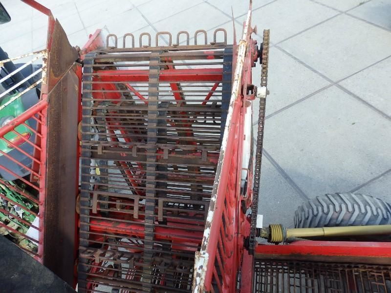 3D model Gilles R136 Loader VR / AR / low-poly | CGTrader